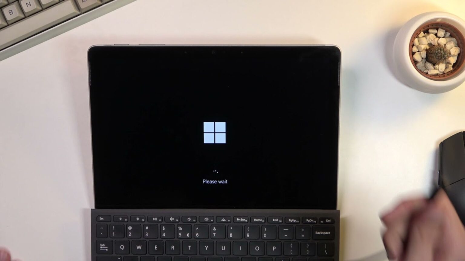 Hướng dẫn reset Surface đơn giản, thực hiện tại nhà